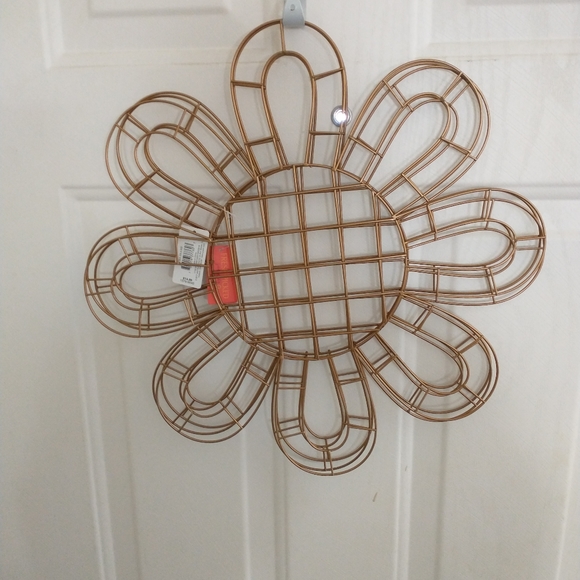 Jo-Ann's | Wall Decor | 3 Flower Wire Frames | Poshmark